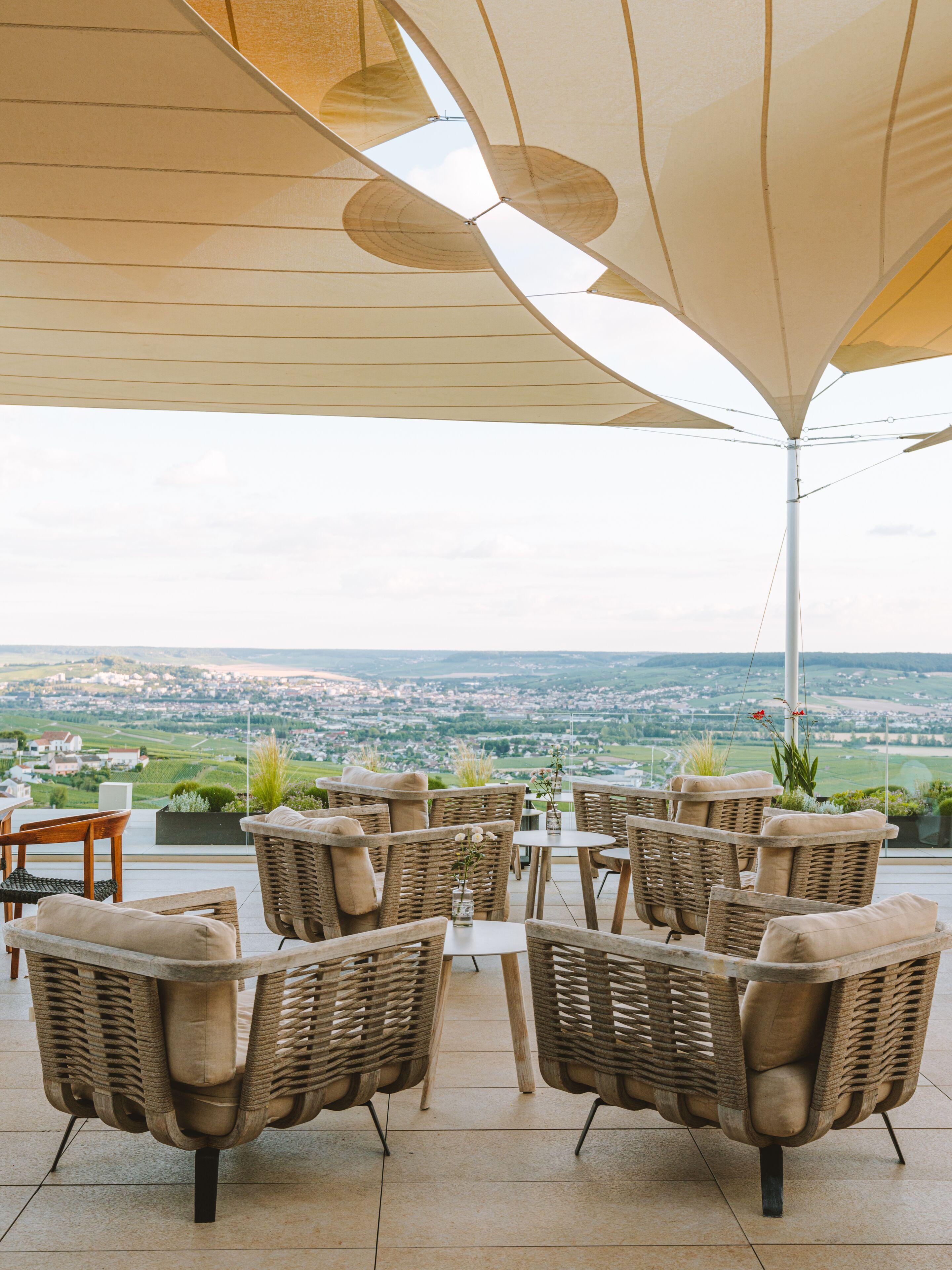 Hotel Royal Champagne Hotel & Spa Champillon, France - réserver ...